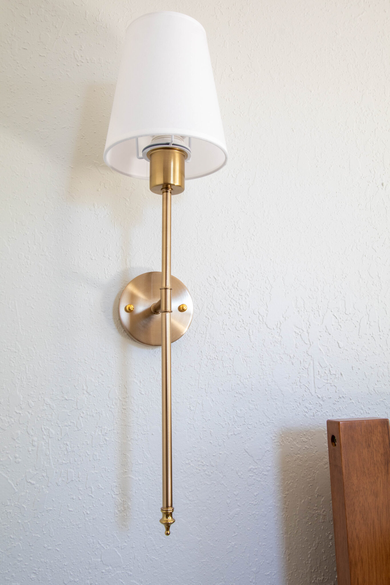 5 Genius Wire Free Lighting Solutions That Don’t Require an Electrician ...